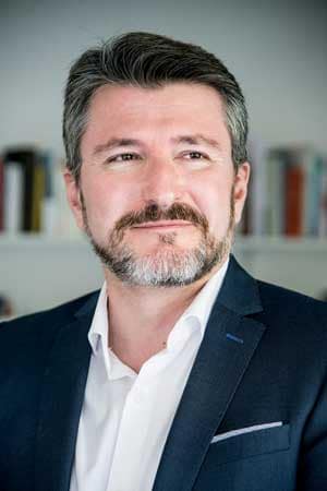 Avocat Divorce Saint-Tropez Provence-Alpes-Côte D'Azur Docteur En Droit